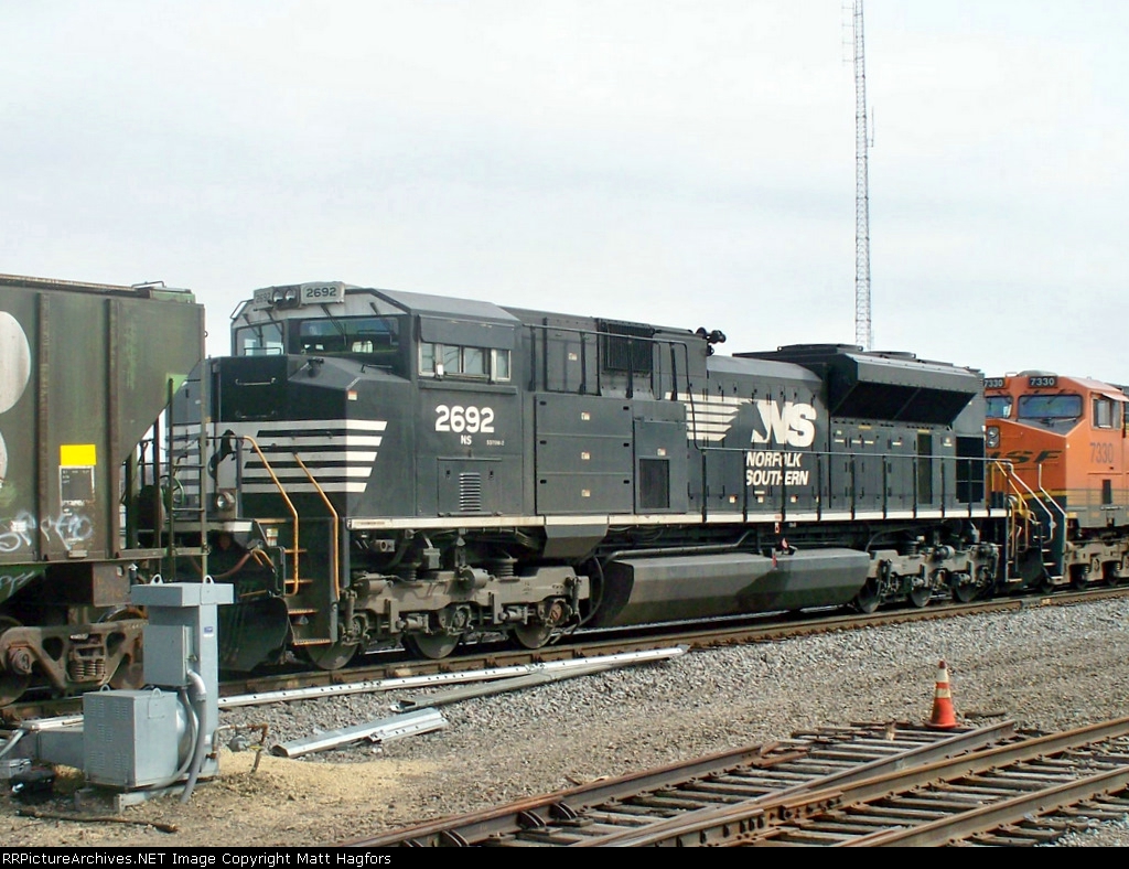 NS 2692